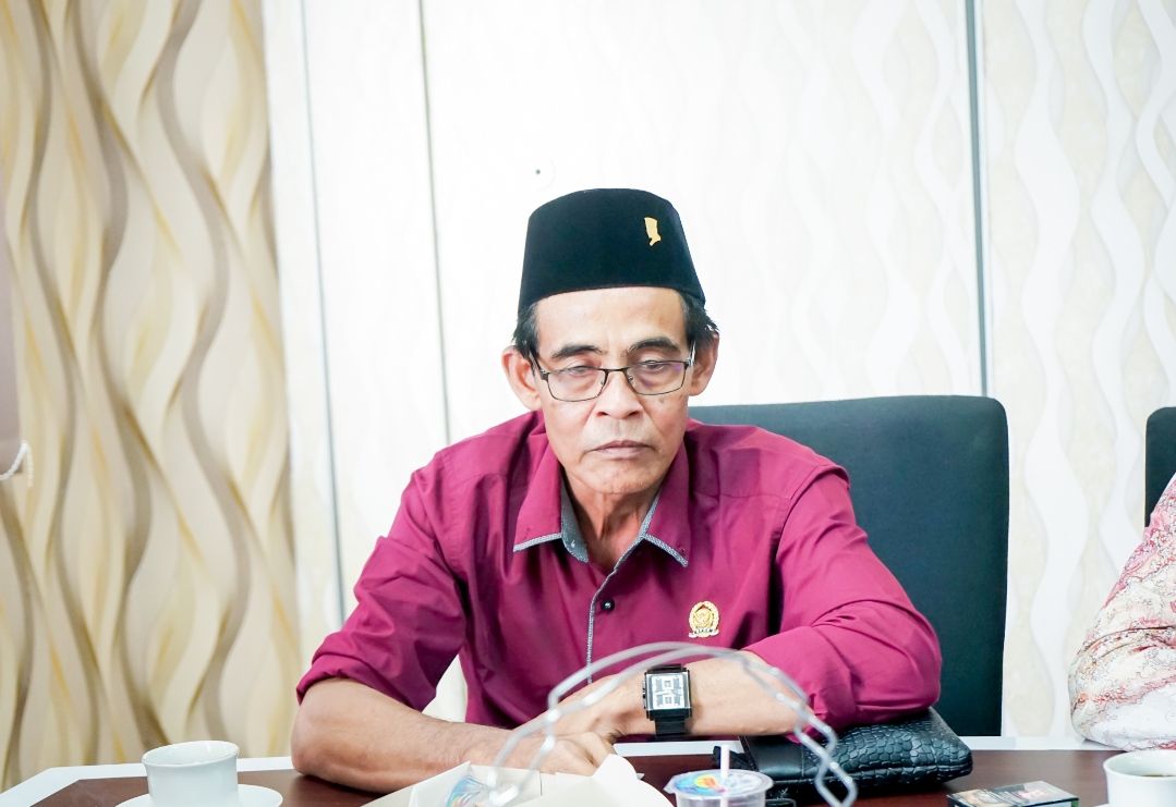 Pembuangan Limbah Sembarangan Oleh Pabrik Bata Ringan, Dewan Suhaidi ...